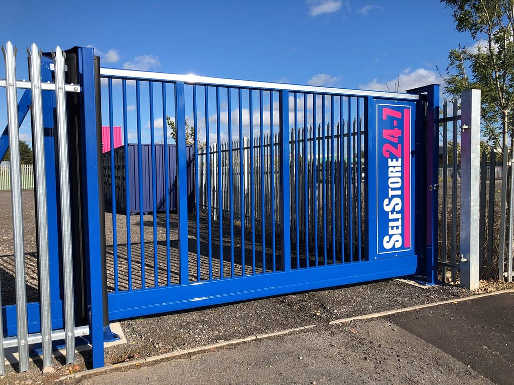 Automatic Commercial Electric Security Gates | Retail Associates
